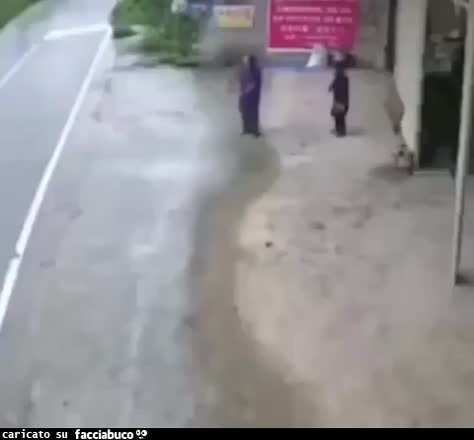 Parcheggio perfetto… post demenziale pubblicato da Sampei1969 ...